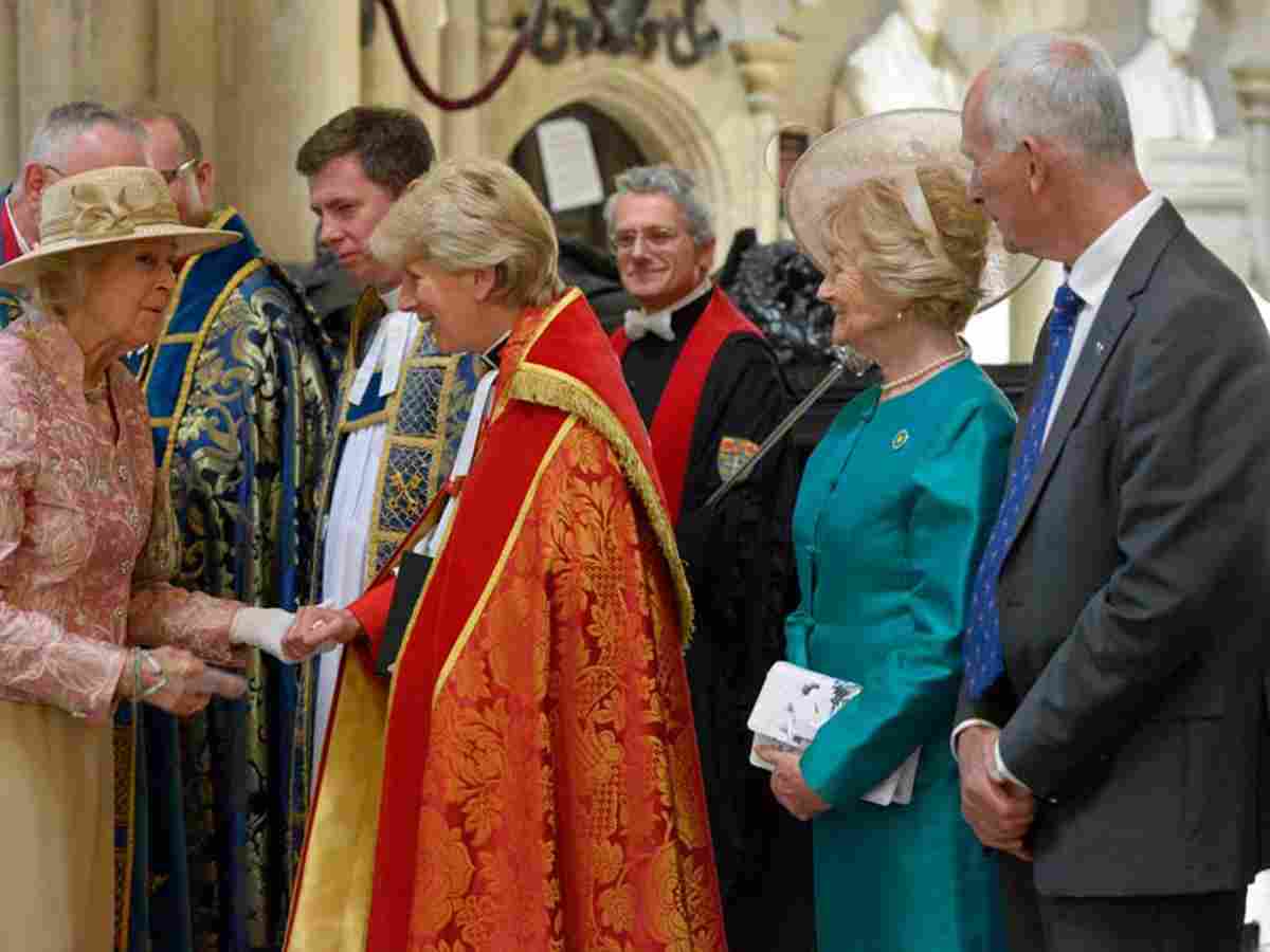 Florence Nightingale and Edith Cavell Remembered | Westminster Abbey