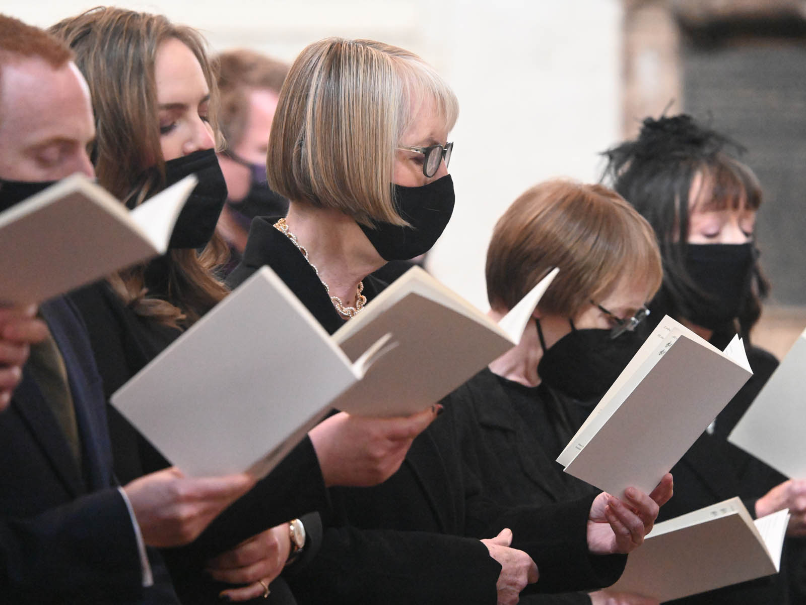Former prime ministers attend funeral of Jack Dromey MP | Westminster Abbey