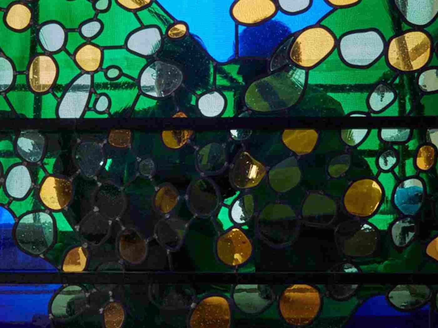 The Queen's Window by David Hockney is revealed | Westminster Abbey