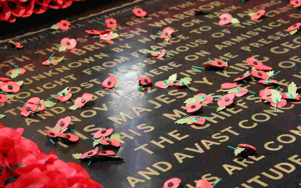 Princess Beatrice’s wedding bouquet rests on Warrior’s grave ...
