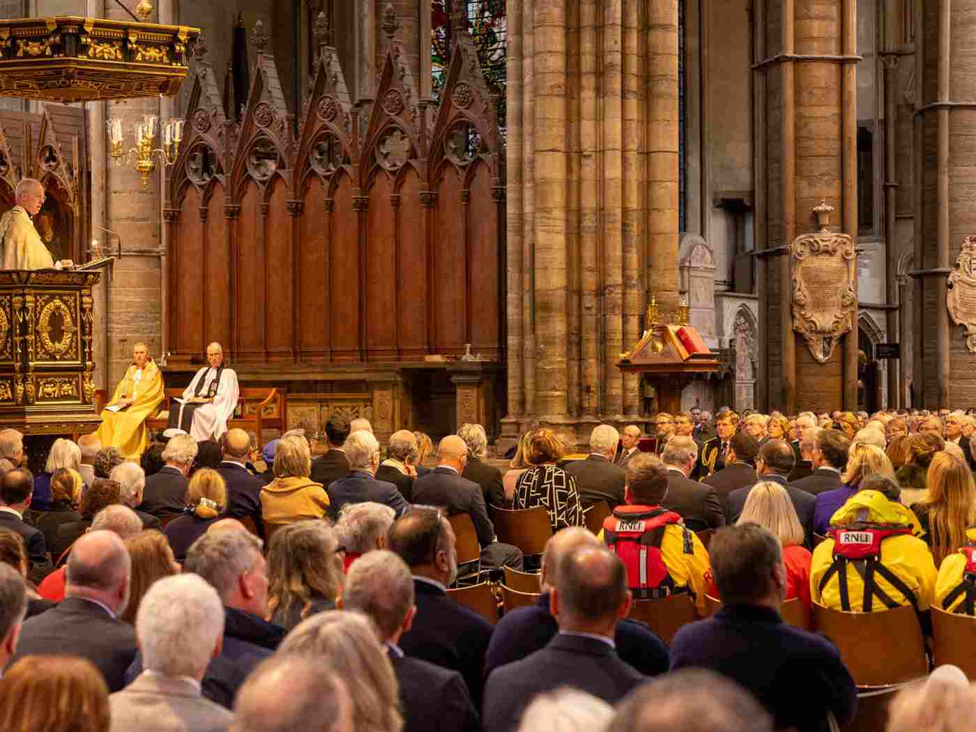 Westminster Abbey marks the 200th anniversary of the RNLI | Westminster ...