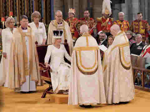 Their Majesties The King and Queen crowned at the Abbey | Westminster Abbey