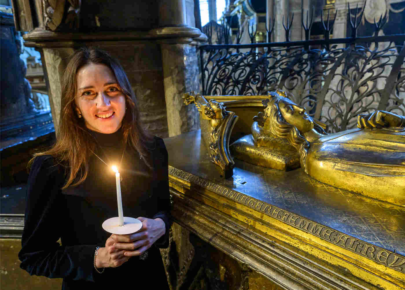 On the trail of love: the Eleanor crosses | Westminster Abbey