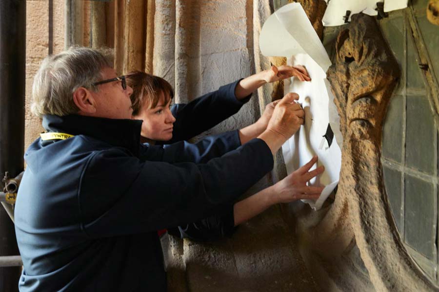 The Queen's Window by David Hockney is revealed | Westminster Abbey