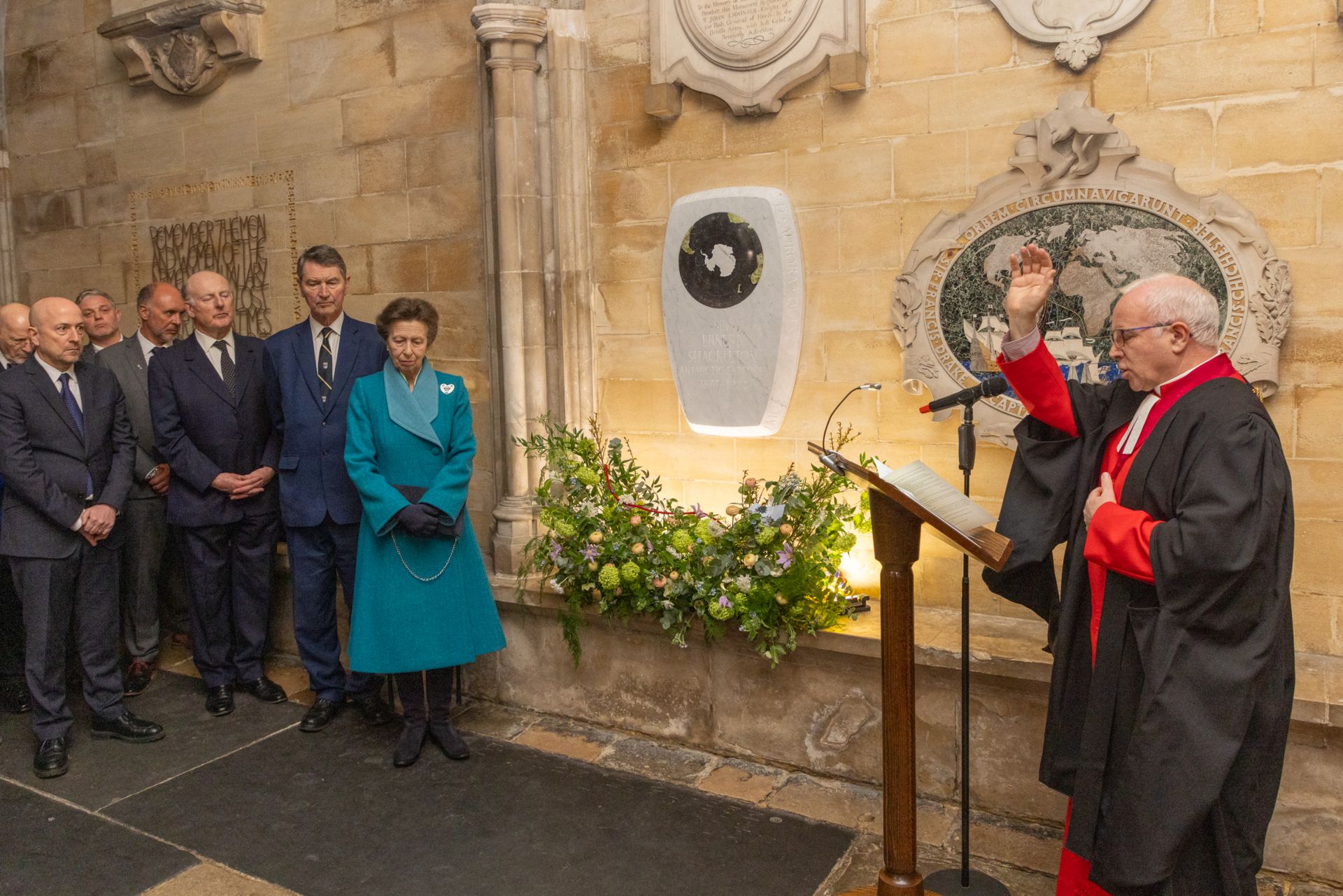 Westminster Abbey honours Sir Ernest Shackleton | Westminster Abbey
