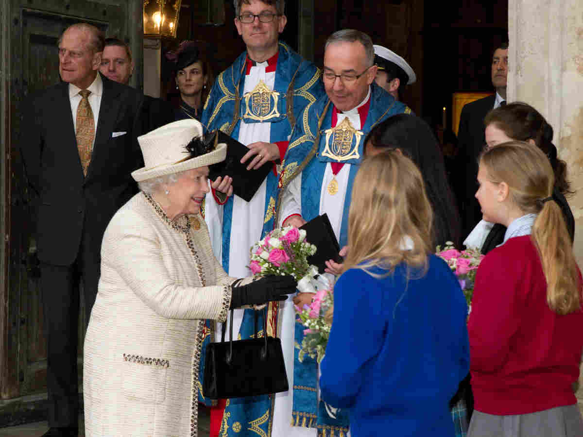 Queen Attends Commonwealth Day Observance | Westminster Abbey